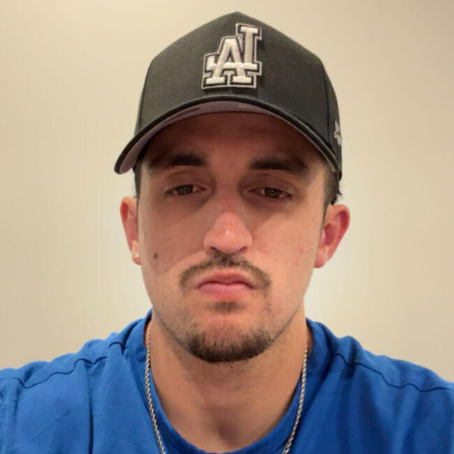 Liam - Babysitting Job in Hamilton | Babysits