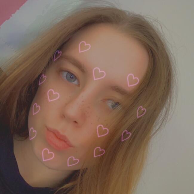 Alicia (22) - Babysitter in Cardiff | Babysits