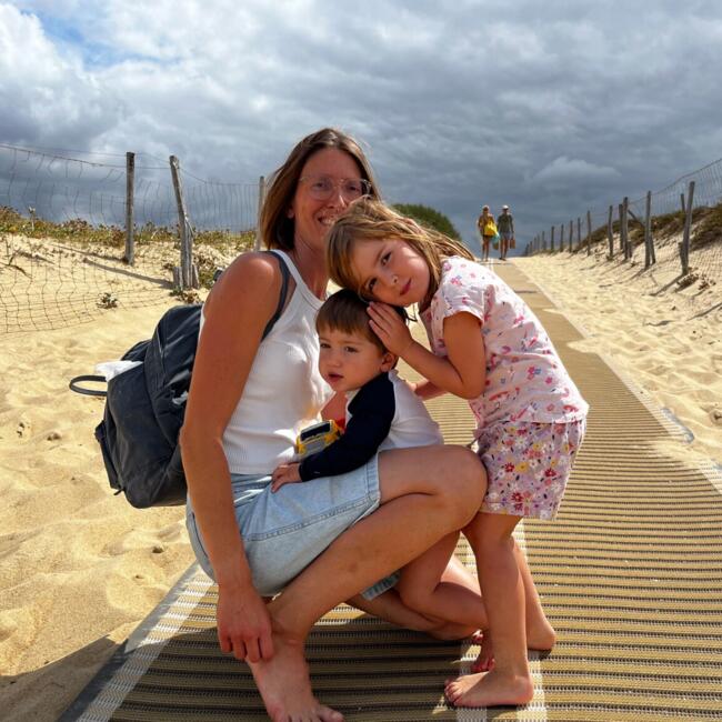 Lucie - Babysitting Job in Singapore | Babysits