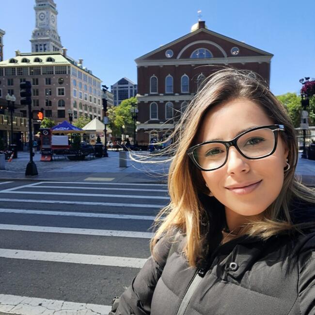 Naiara (37) - Babá em Porto Alegre | Babysits